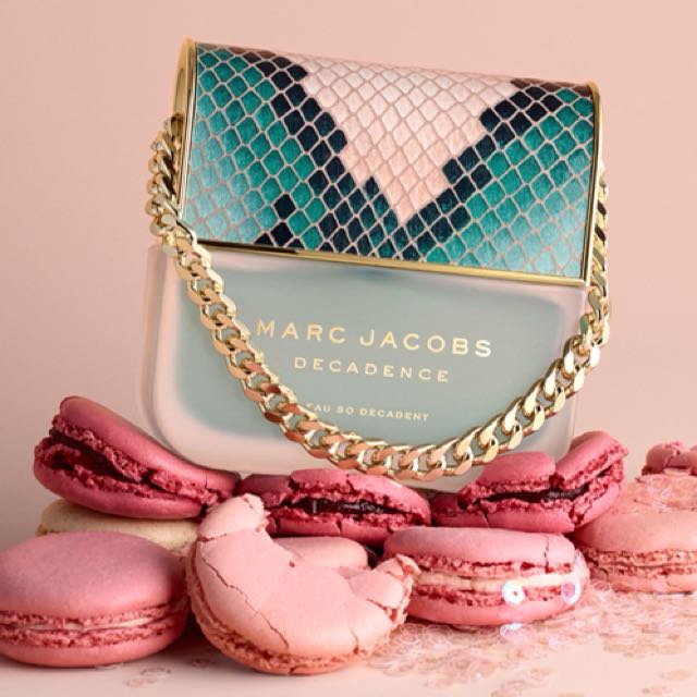 Nước hoa Marc Jacobs Decadence EDT 16 IV - COCOLUX